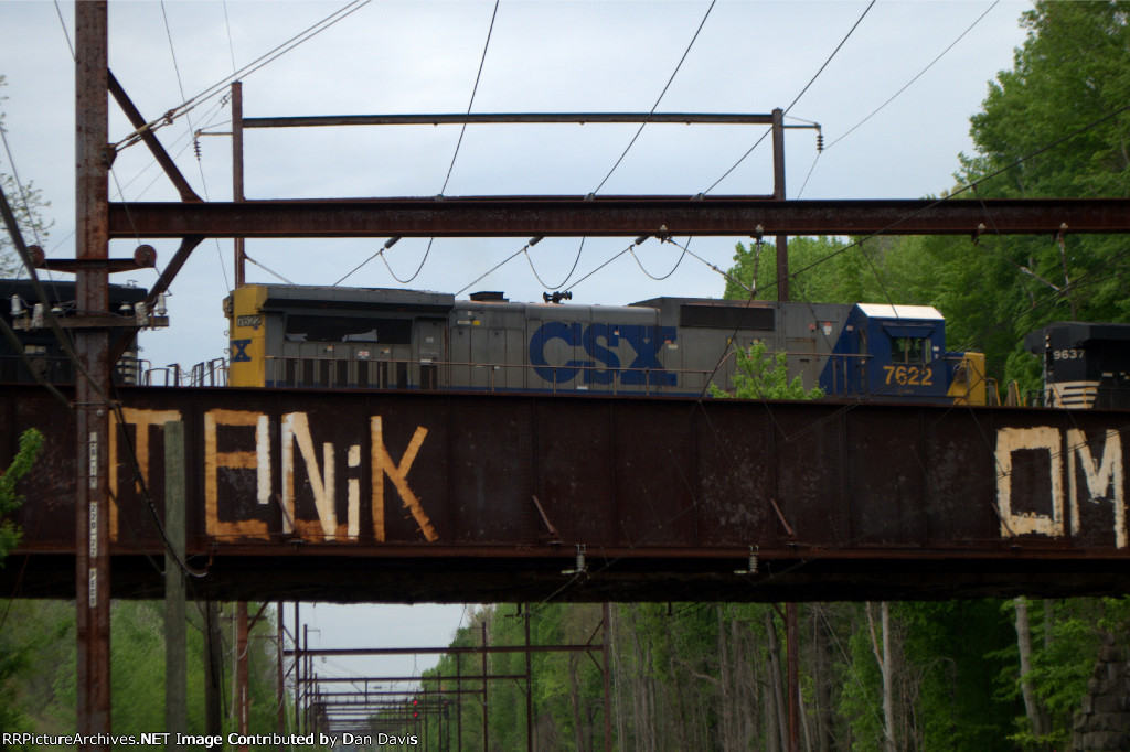 CSX C40-8 7622 as the second unit on 20Q